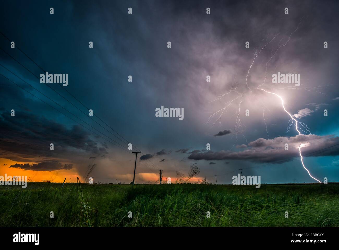 Rain storm lightning hi-res stock photography and images - Alamy
