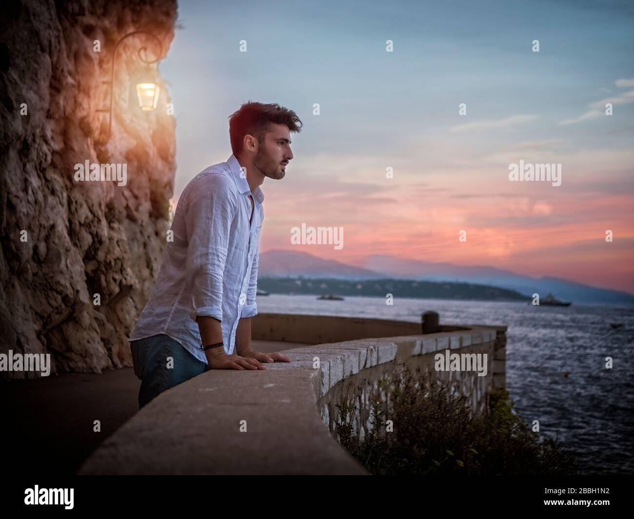 Border embankment hi-res stock photography and images - Alamy