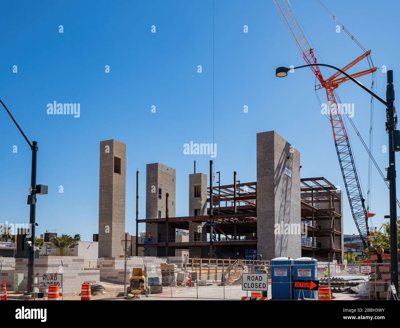 Construction site next city hall hi-res stock photography and images ...