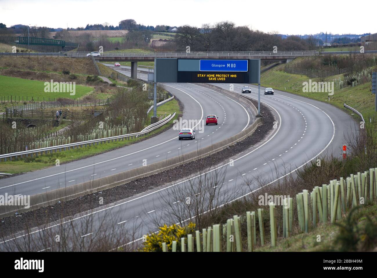 Motorway sign advising to stay home and save lives hi-res stock ...