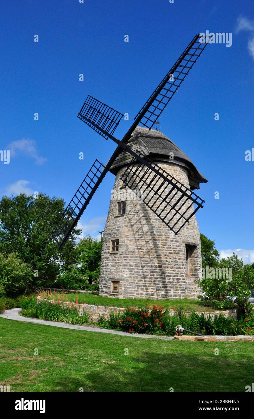 Windmill,Stembridge Tower Mill the last thatched windmill in England ...