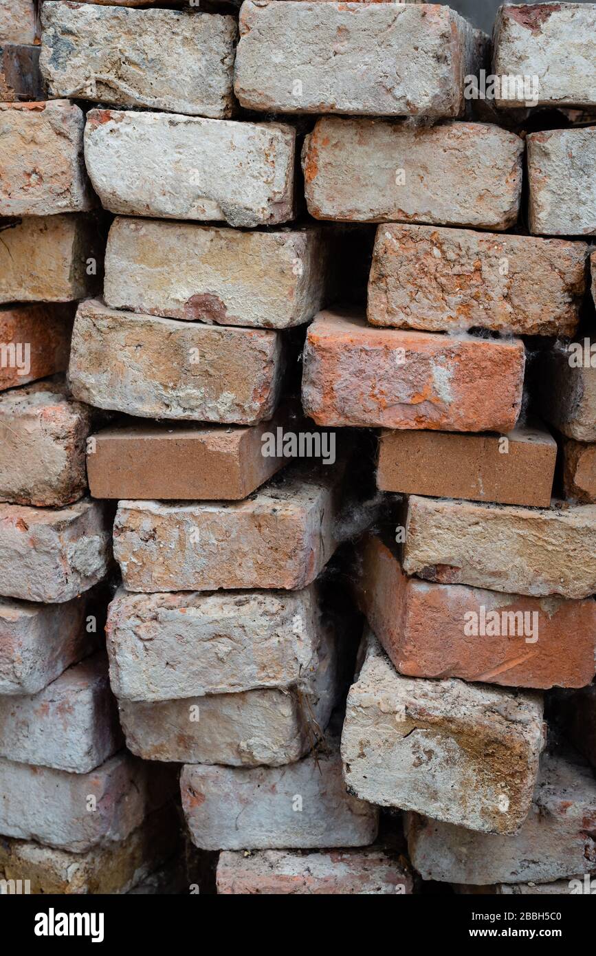 Old bricks hi-res stock photography and images - Alamy