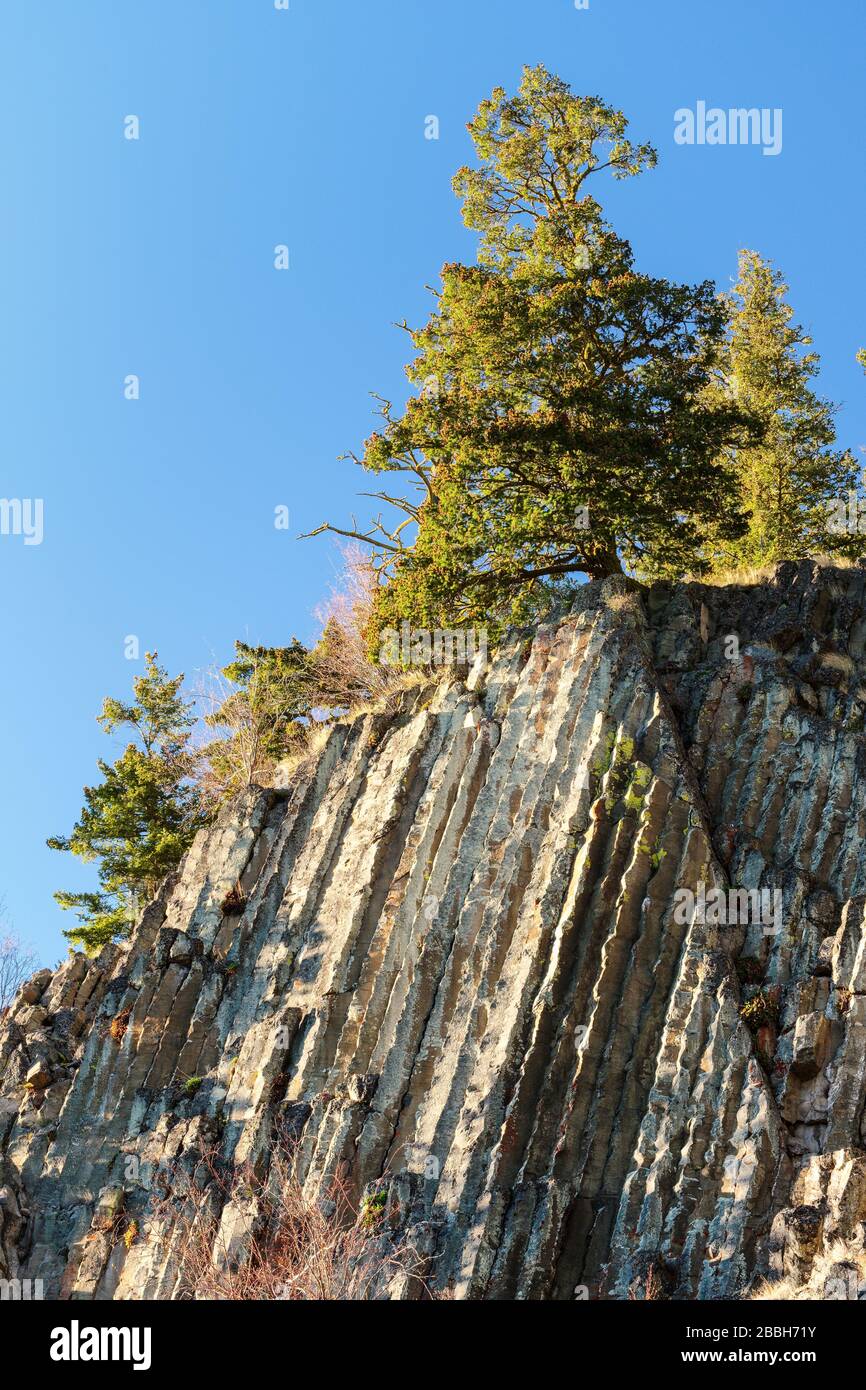Keremeos columns provincial park hi-res stock photography and images ...