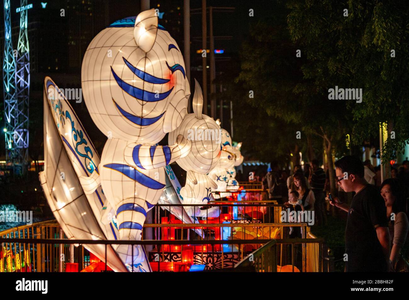 People looking the years Chinese lantern in the Mid-Autumn Festival ...