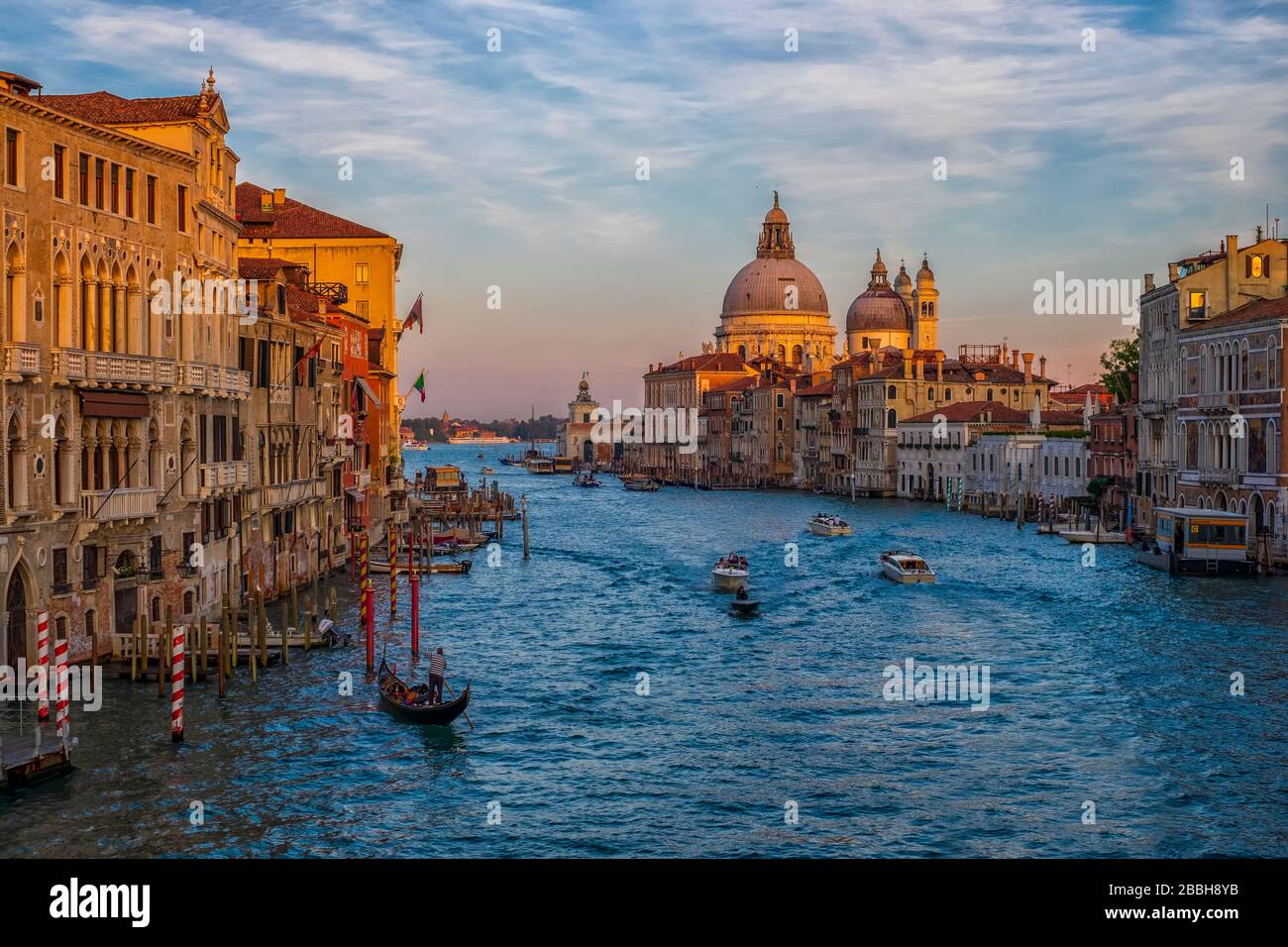 Venice night dark grand canal hi-res stock photography and images - Alamy