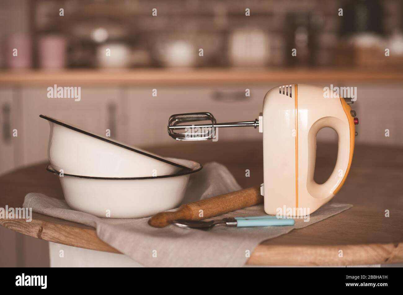 Vintage mixer hi-res stock photography and images - Alamy