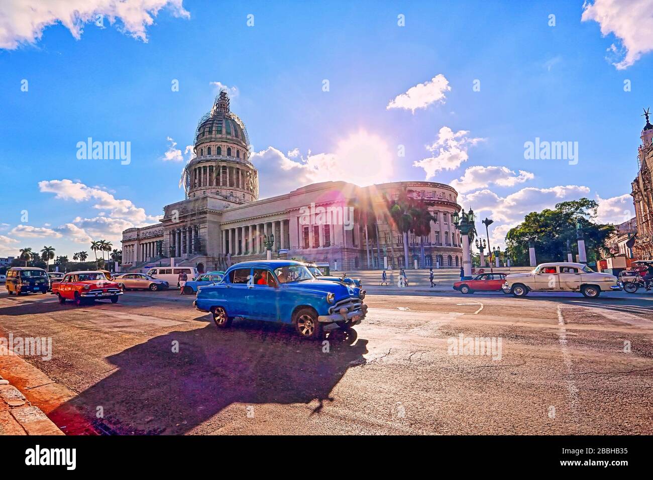 Cuba fashion colors hi-res stock photography and images - Alamy