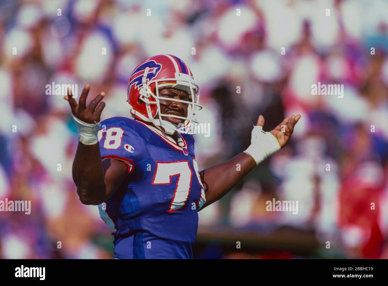 Bruce Smith of the Buffalo Bills Stock Photo - Alamy