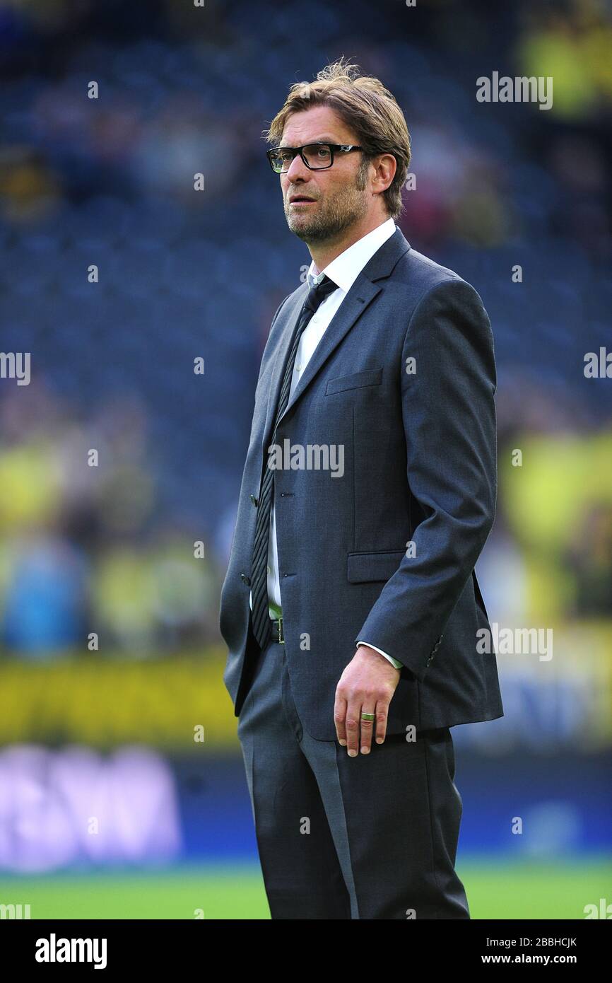 Borussia dortmund coach hi-res stock photography and images - Alamy