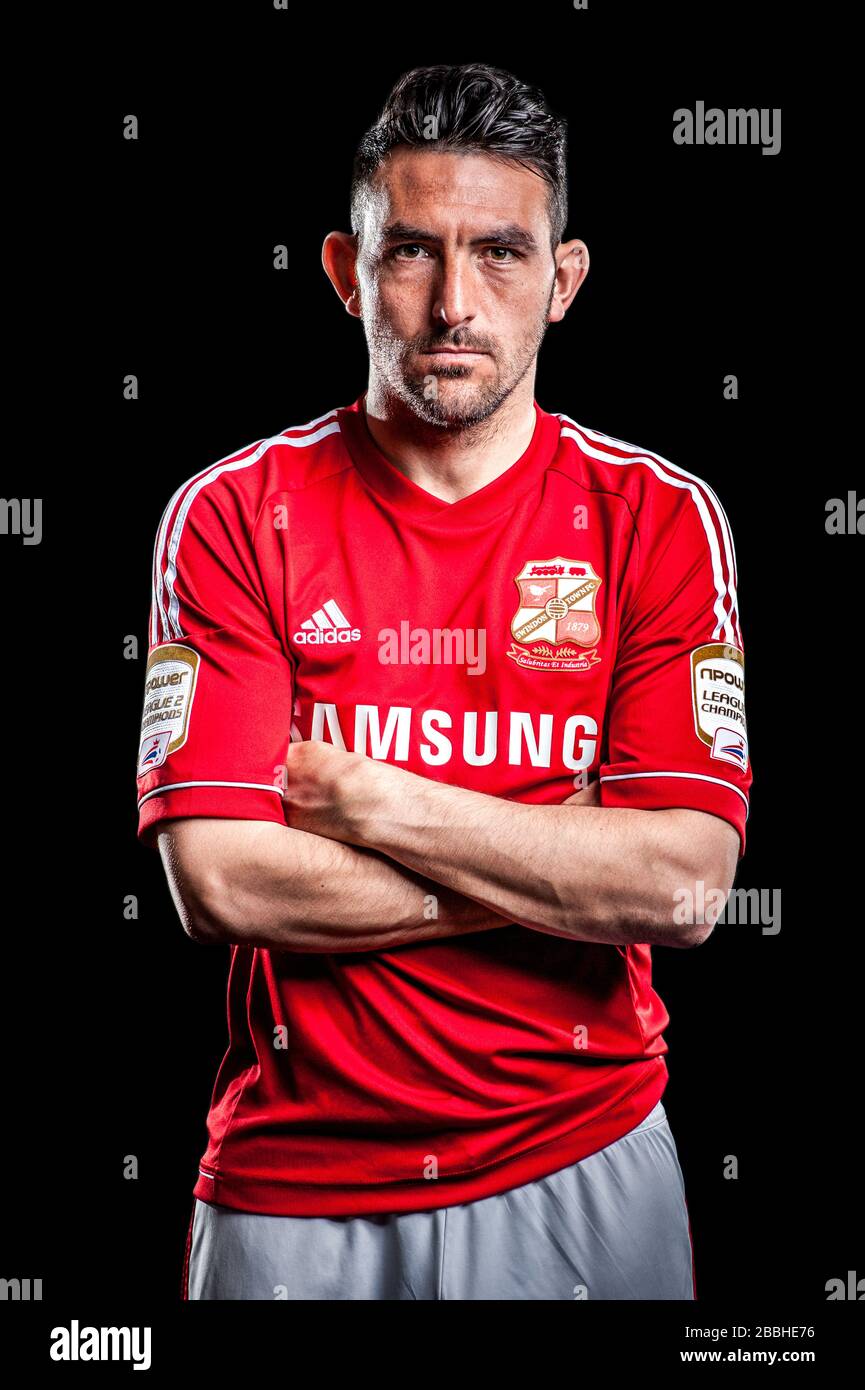 Gary Roberts, Swindon Town Stock Photo - Alamy