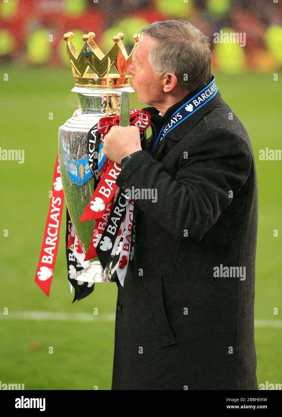 Manchester United manager Sir Alex Ferguson with the Barclays Premier ...