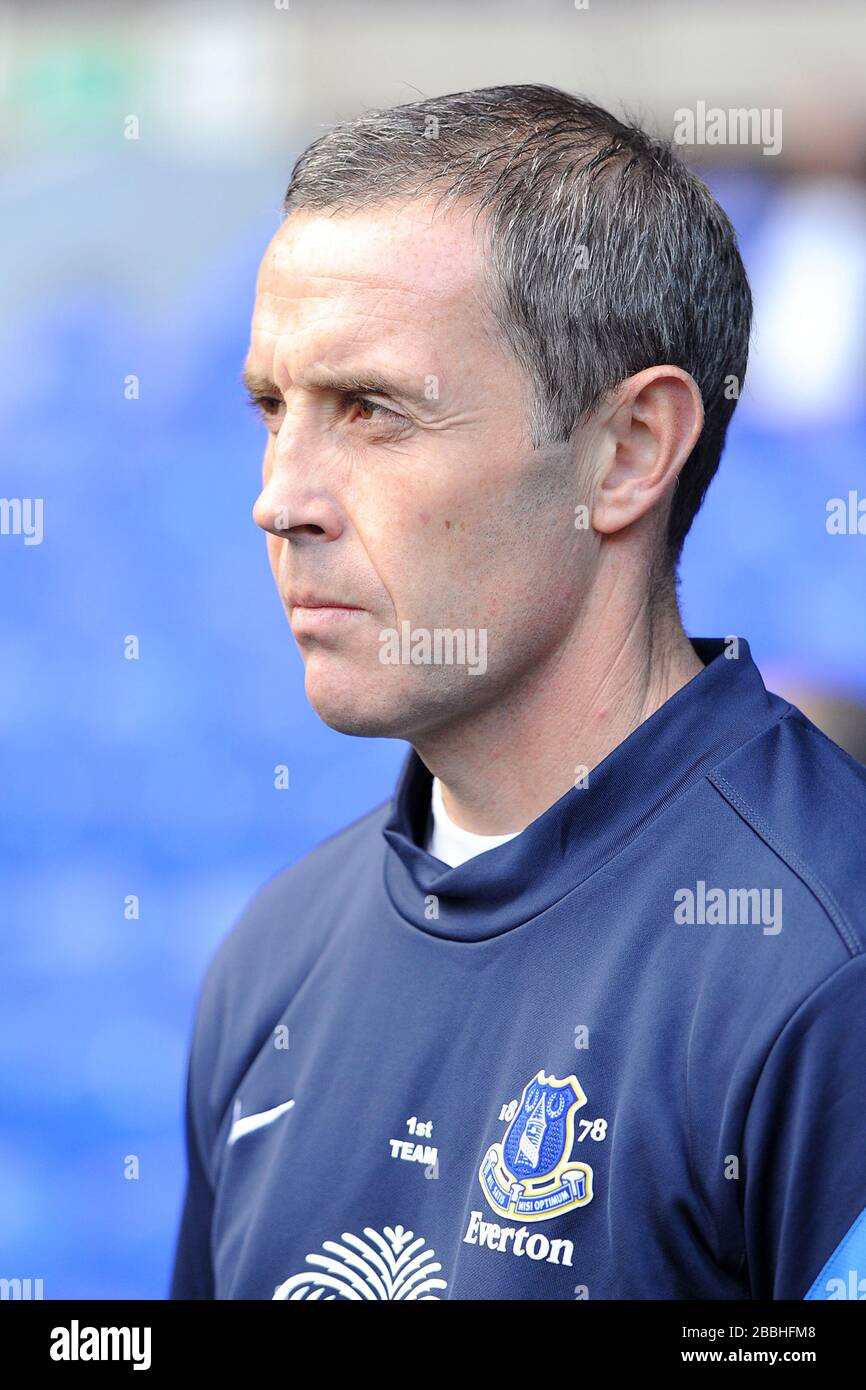 David weir coach hi-res stock photography and images - Alamy