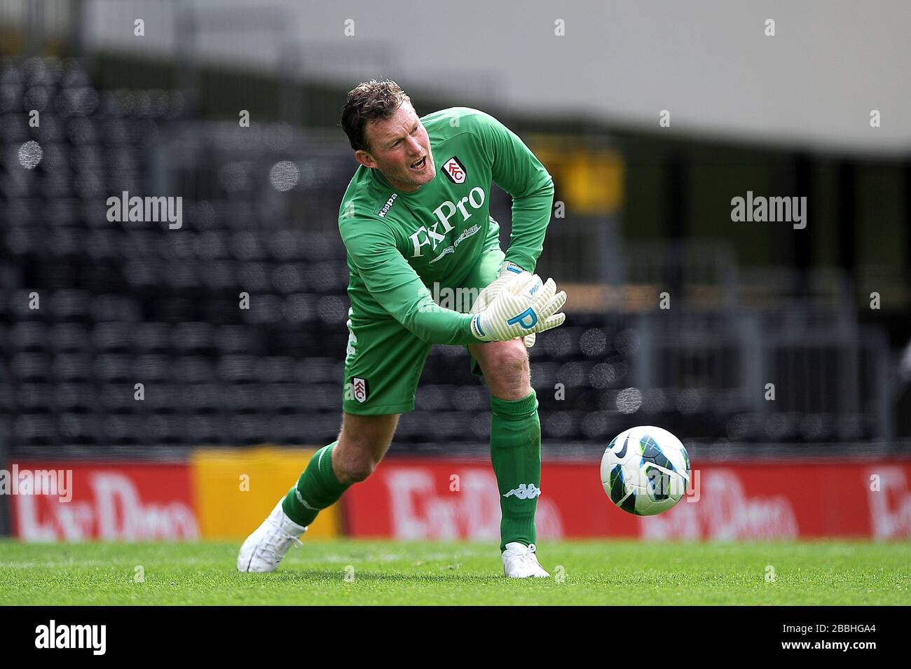 Dave Beasant, Fulham goalkeeper Stock Photo - Alamy