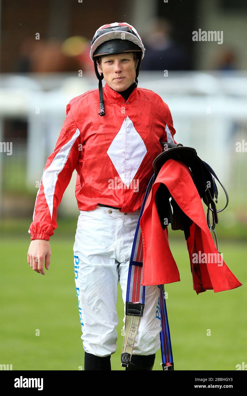 Jockey Phillip Makin Stock Photo - Alamy