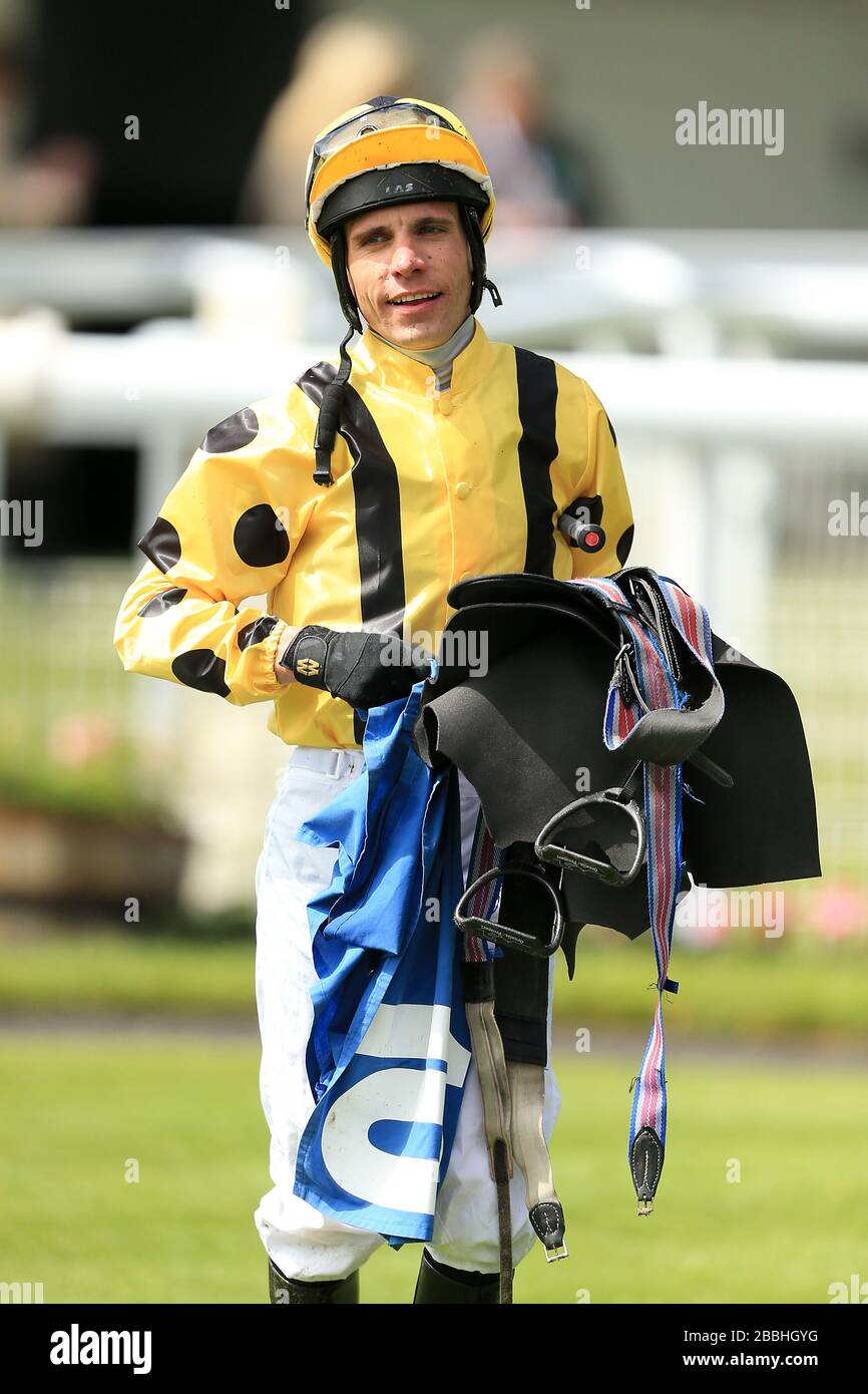 Jockey Graham Lee Stock Photo - Alamy