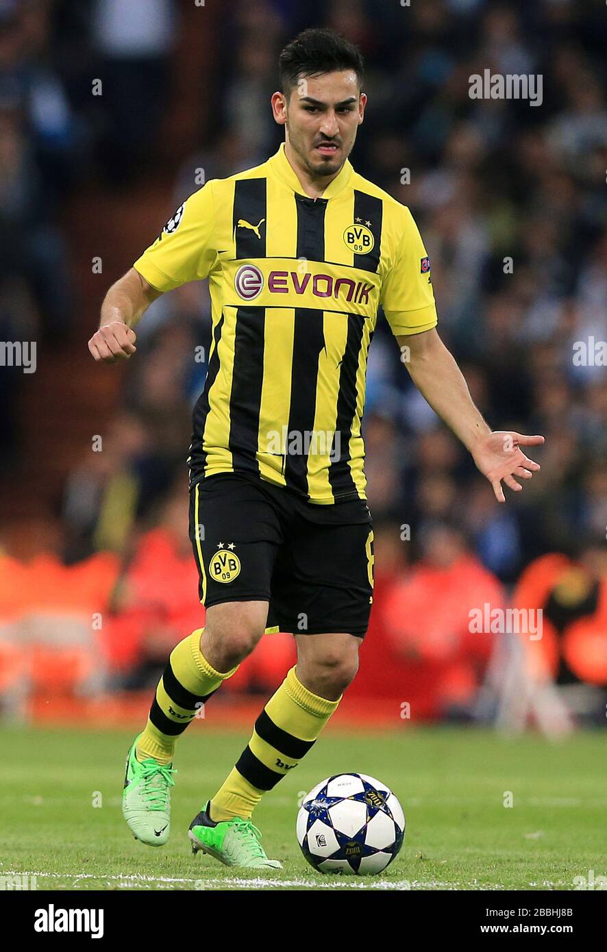 Borussia dortmund gundogan hi-res stock photography and images - Alamy