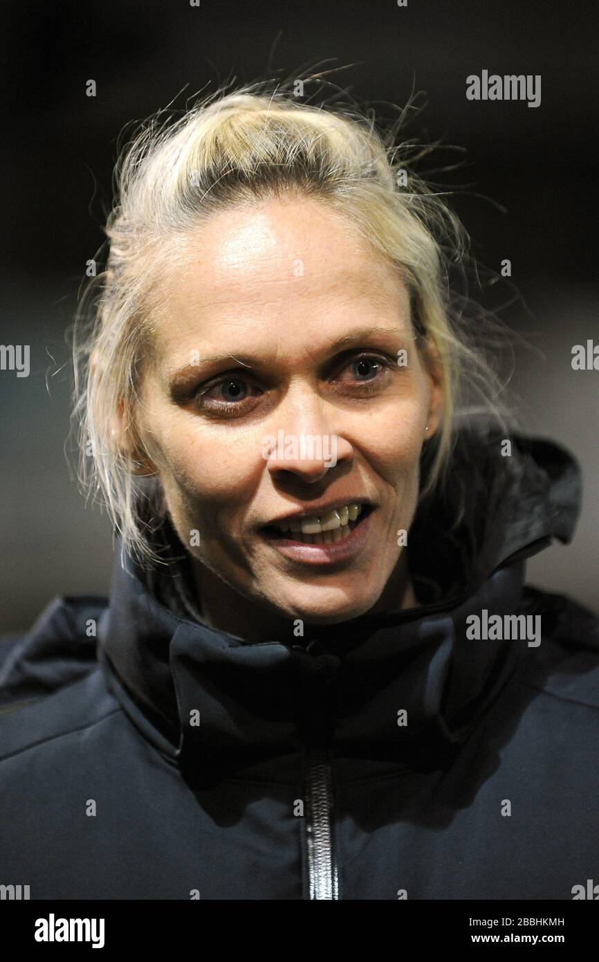 Shelley kerr hi-res stock photography and images - Alamy