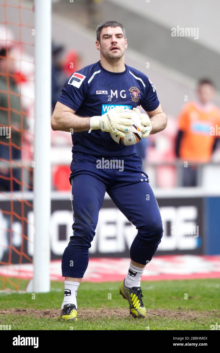 Blackpool goalkeeper Matt Gilks Stock Photo - Alamy