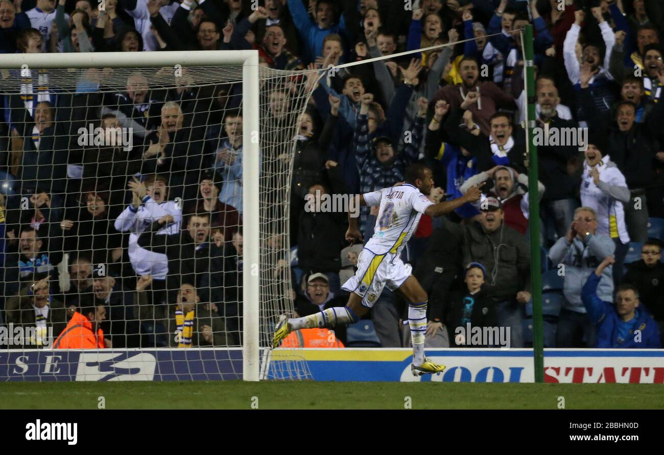 Leeds uniteds rodolph austin hi-res stock photography and images - Alamy