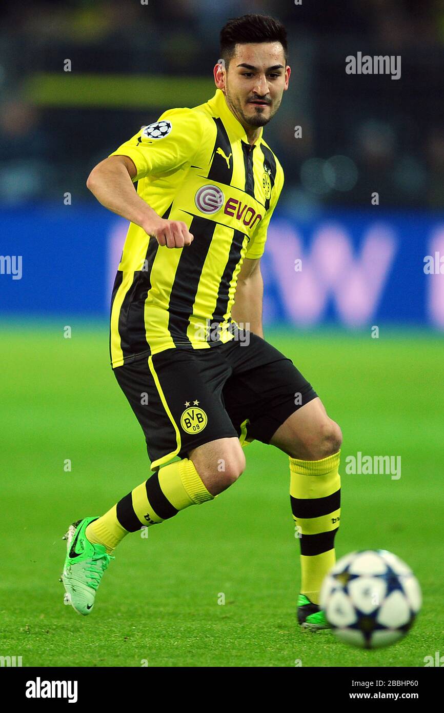 Borussia dortmund gundogan hi-res stock photography and images - Alamy
