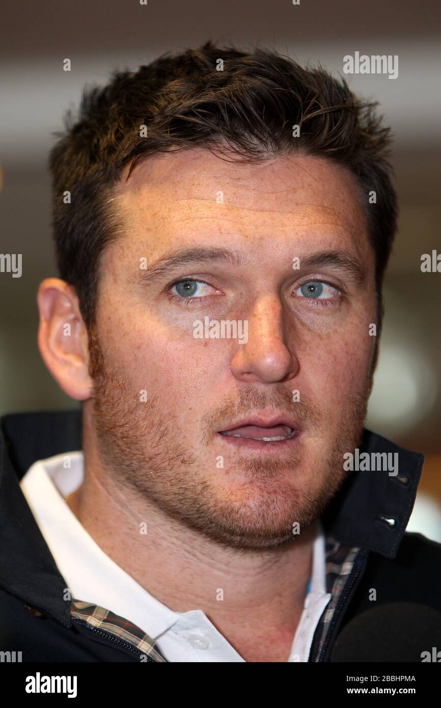 Captain headshot head shot portrait hi-res stock photography and images ...