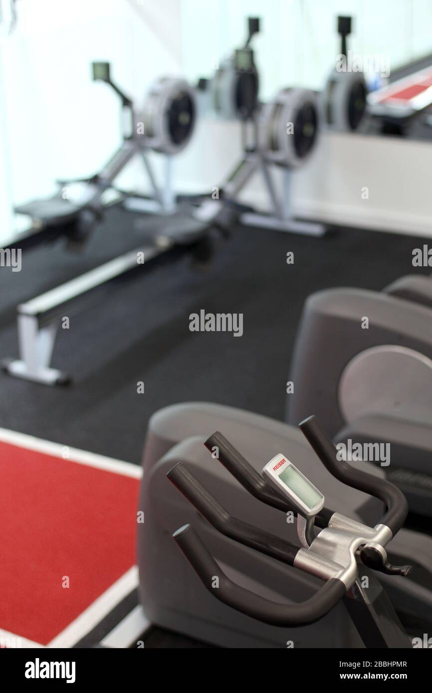 General view gym equipment hi-res stock photography and images - Alamy