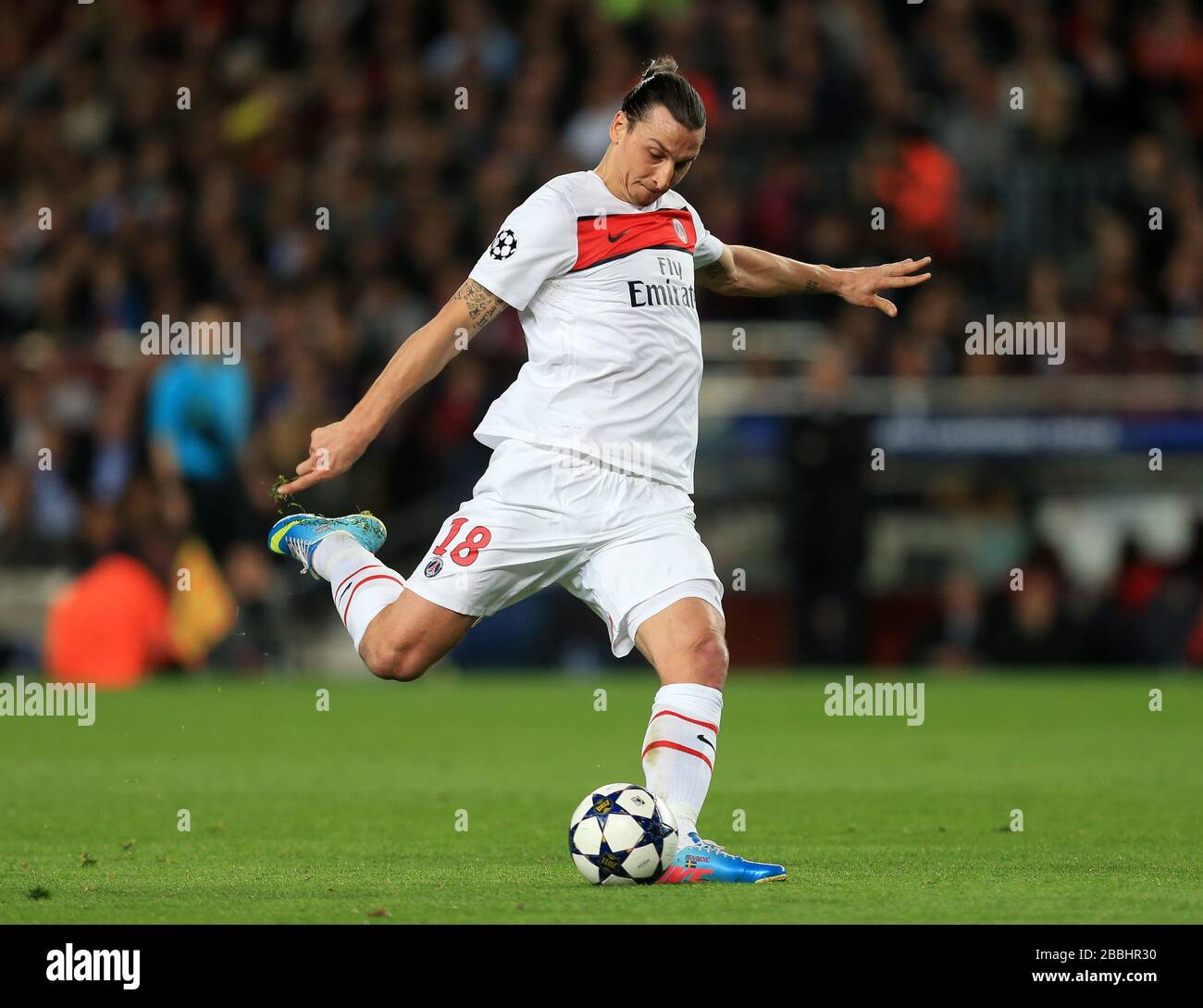 Zlatan ibrahimovic barcelona hi-res stock photography and images - Alamy