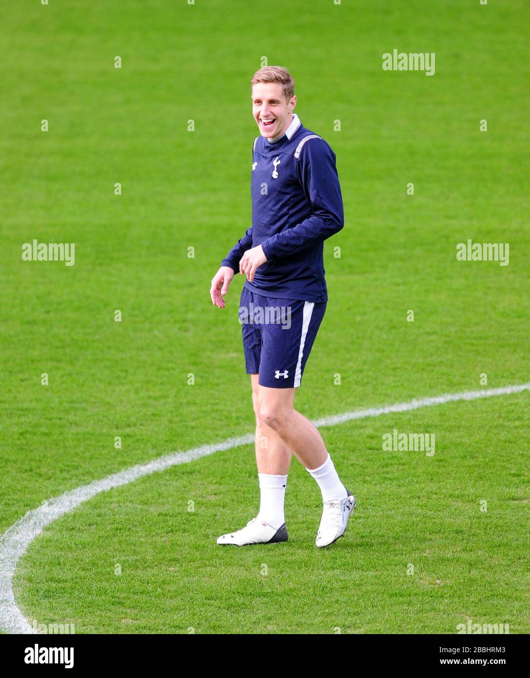 Tottenham hotspurs michael dawson hi-res stock photography and images ...