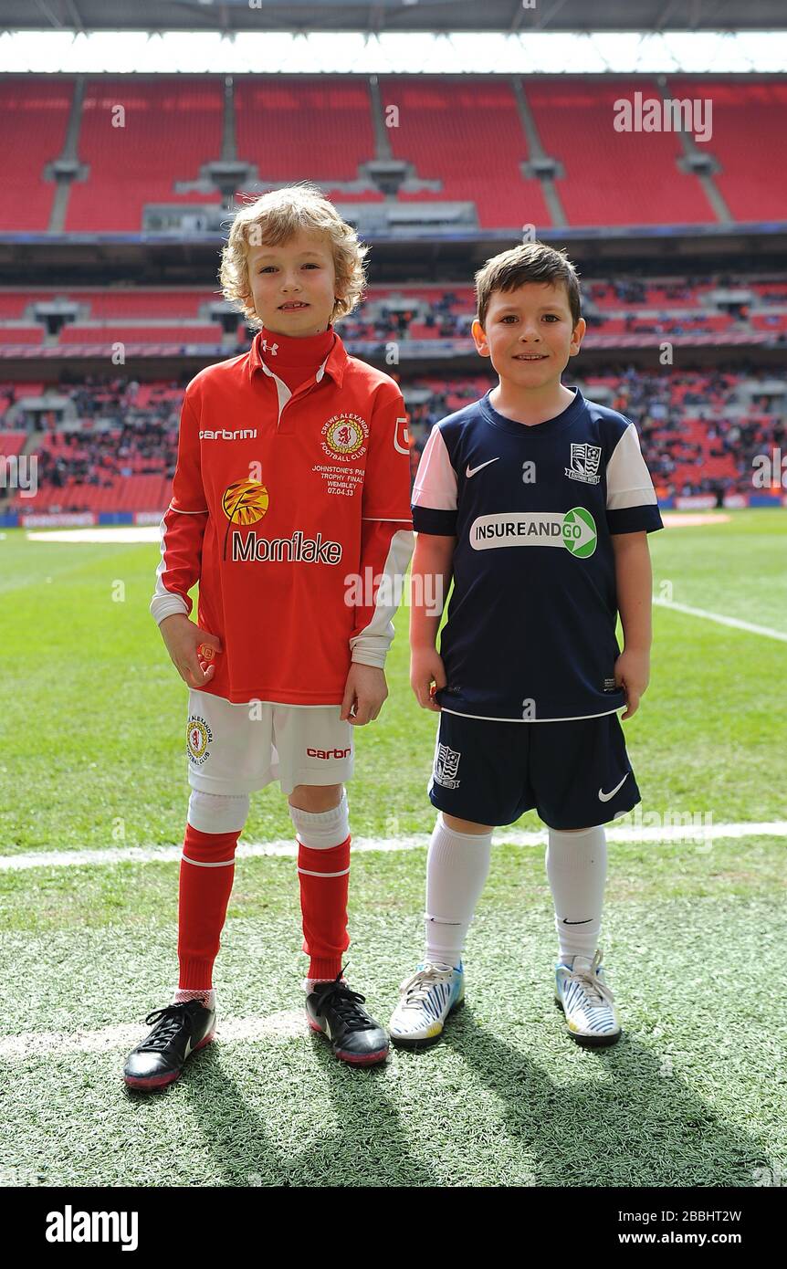 A Crewe Alexandra mascot and Southend United mascot pose for a ...