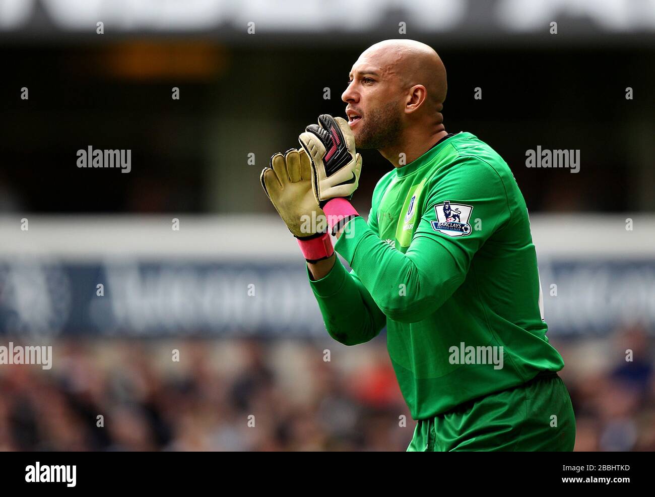 Tim Howard, Everton goalkeeper Stock Photo - Alamy