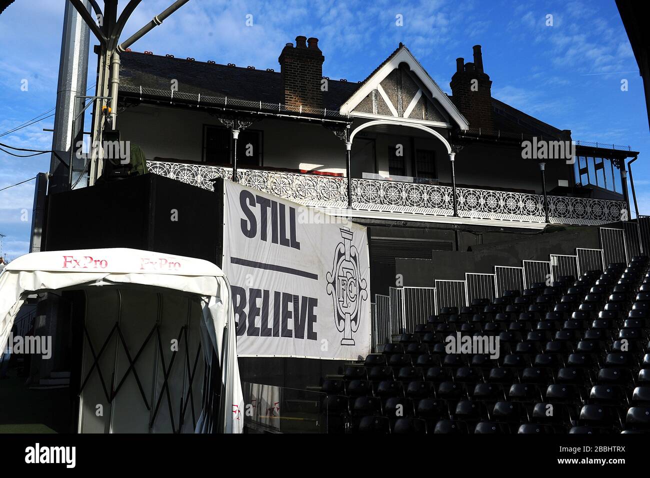 A general view of inside Craven Cottage, prior to kick-off Stock Photo ...
