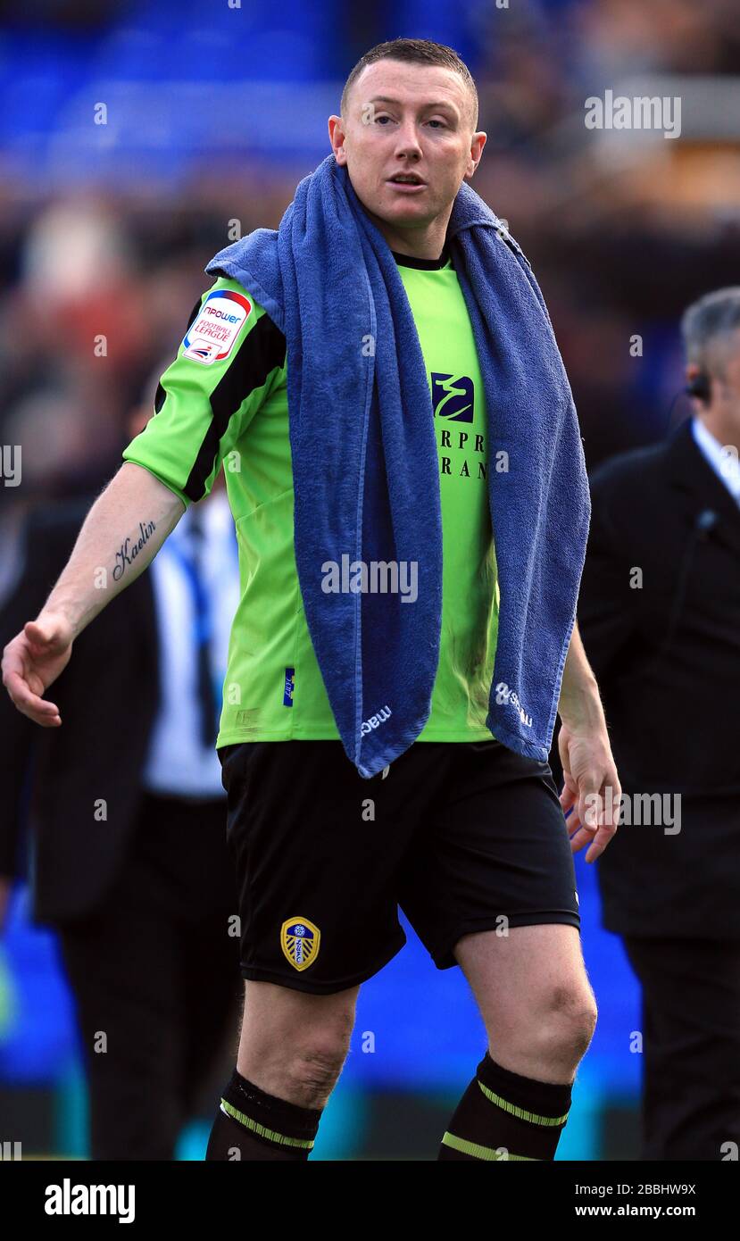 Leeds United goalkeeper Paddy Kenny trudges off at the end of the game ...