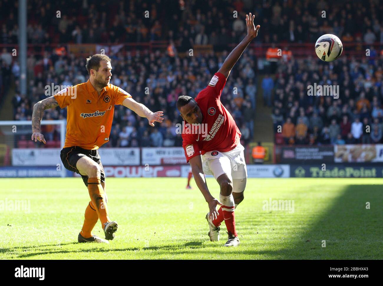Charlton Athletic's Ricardo Fuller (right) and Wolverhampton Wanderers ...