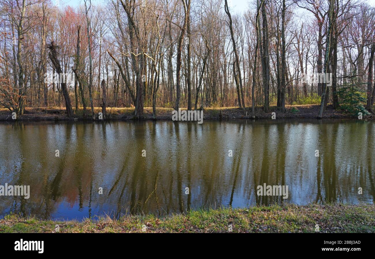 Delaware raritan canal hi-res stock photography and images - Alamy