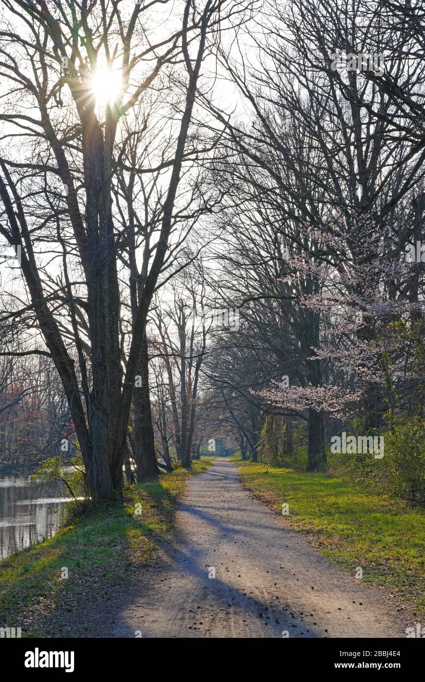The towpath along the Delaware-Raritan canal in Princeton, New Jersey ...