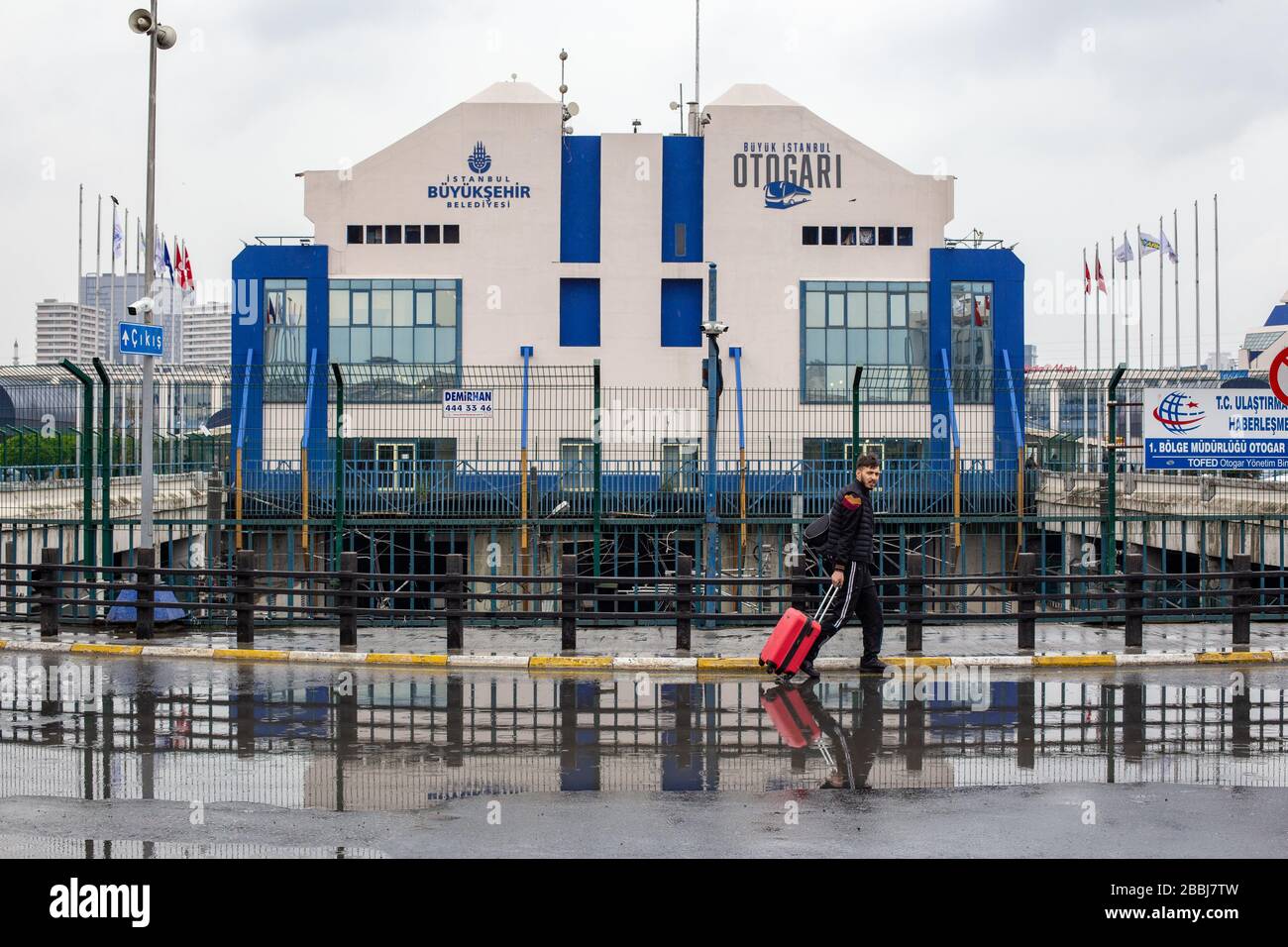 Empty bus station hi-res stock photography and images - Alamy