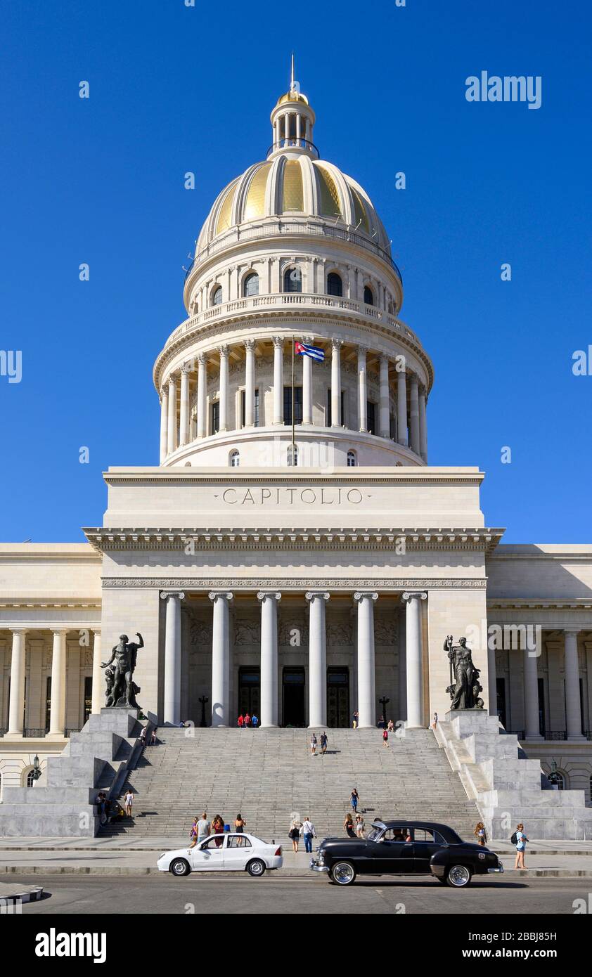El Capitolio, or the National Capitol Building, Havana, Cuba Stock ...