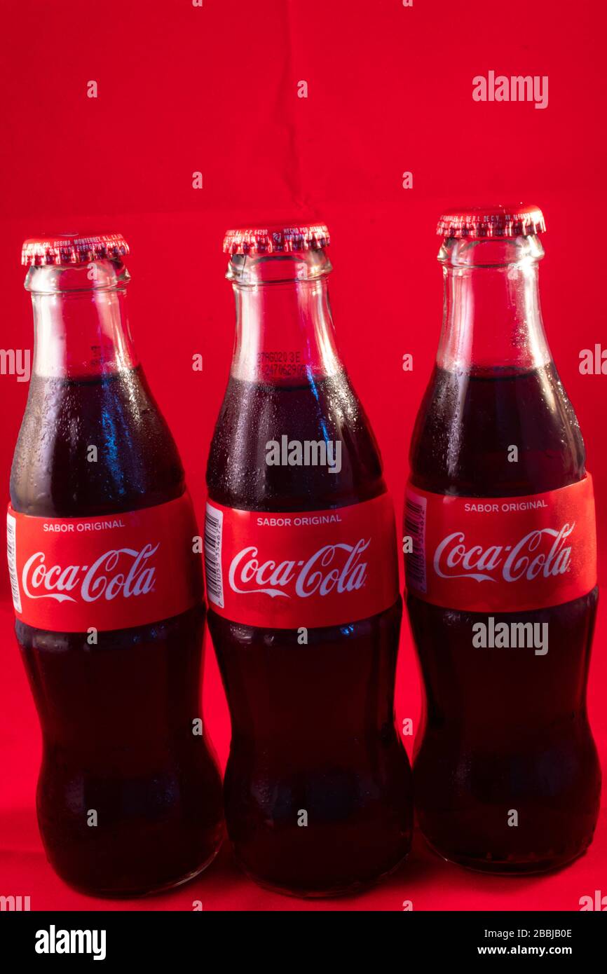 Cola label mexico hi-res stock photography and images - Alamy