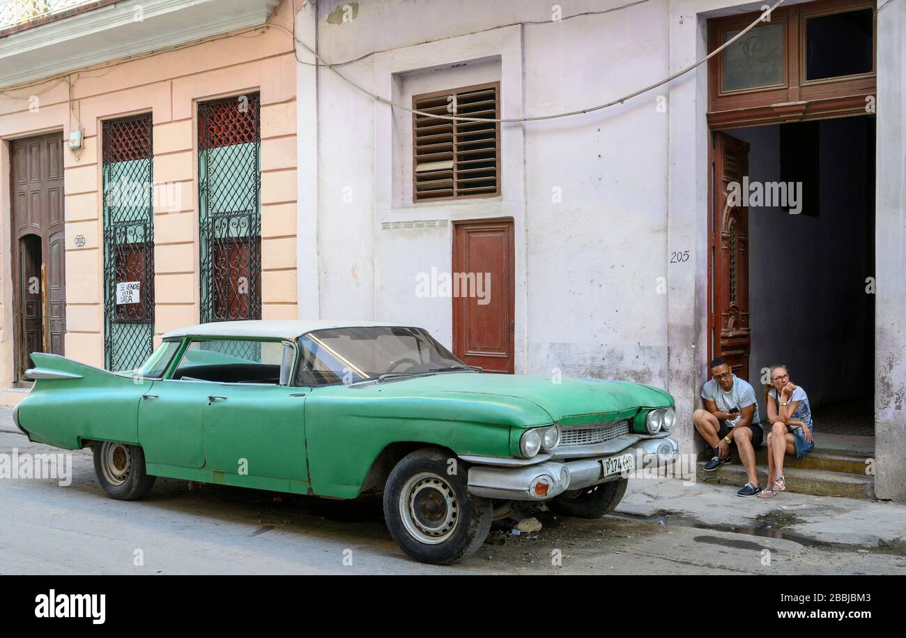 Classic fifties Cadillac, Centro, Havana, Cuba Stock Photo - Alamy