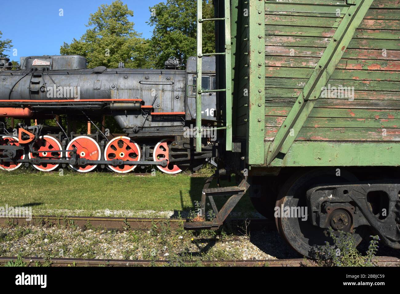 Old steam engine locomotive oldtimer hi-res stock photography and ...