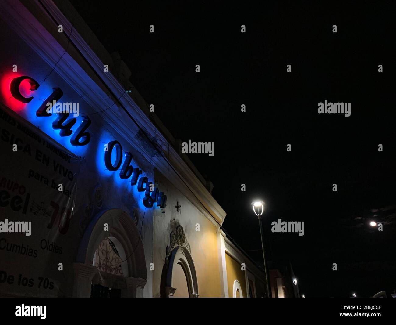 Cantina Club Obregon en el Hermosillo. Hermosillo de Noche. blue Color ...