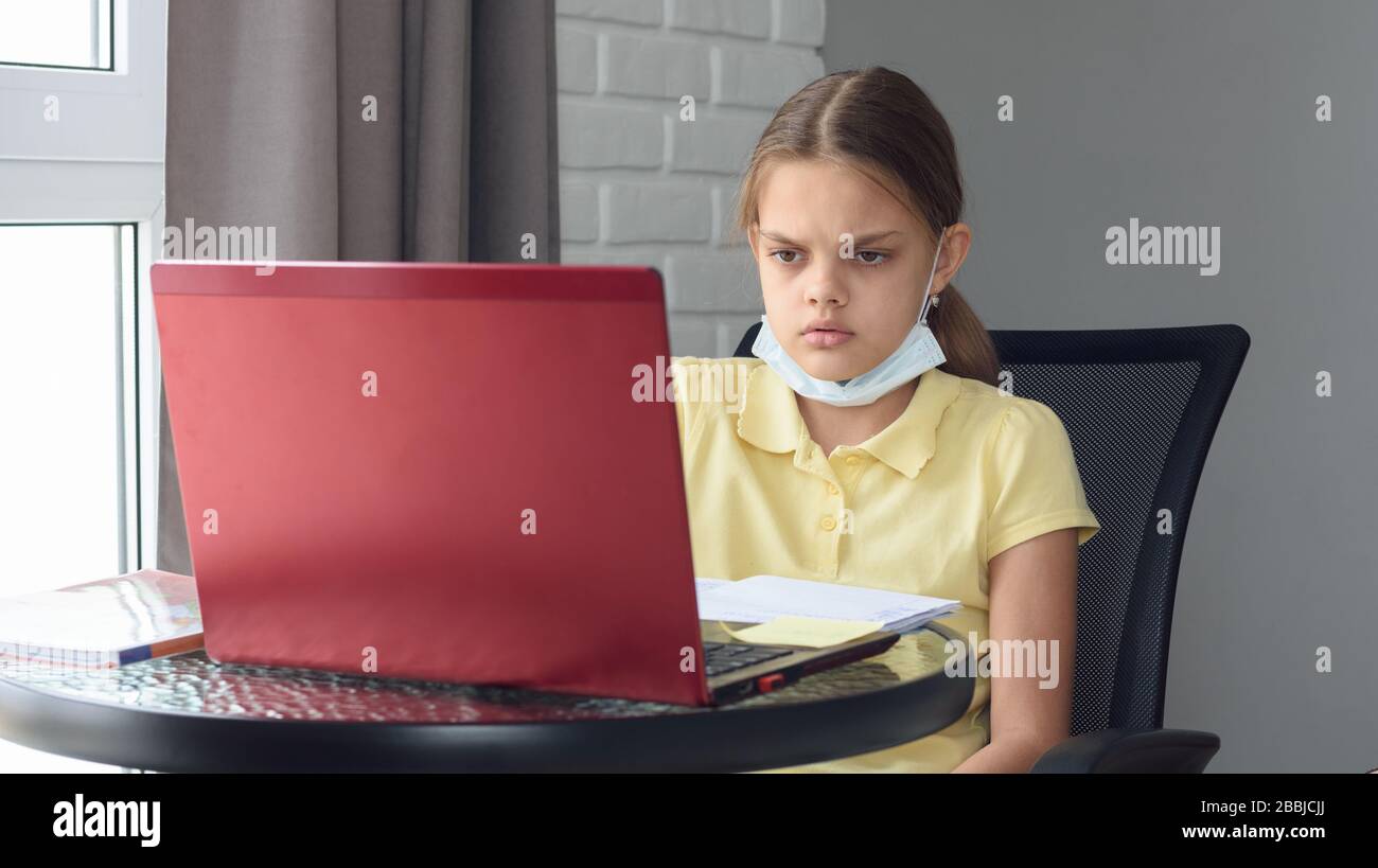 Self isolations hi-res stock photography and images - Alamy