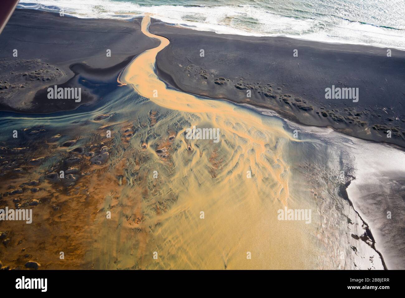 Braided river aerial view hi-res stock photography and images - Alamy