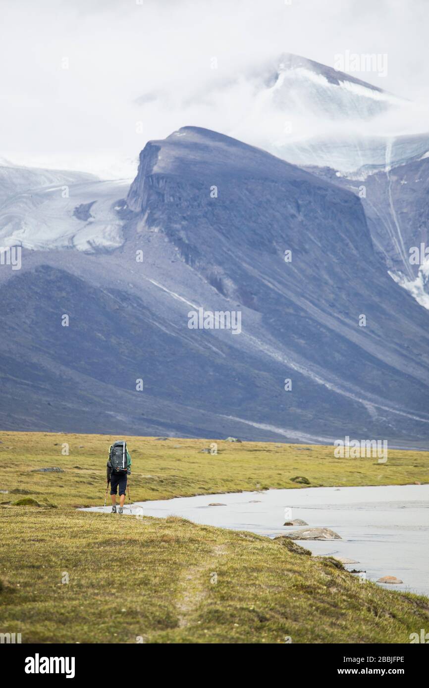 Glaciated mountains hi-res stock photography and images - Alamy