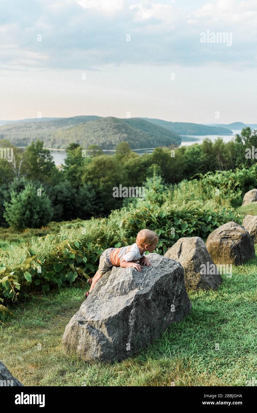 Boy exploring hi-res stock photography and images - Alamy