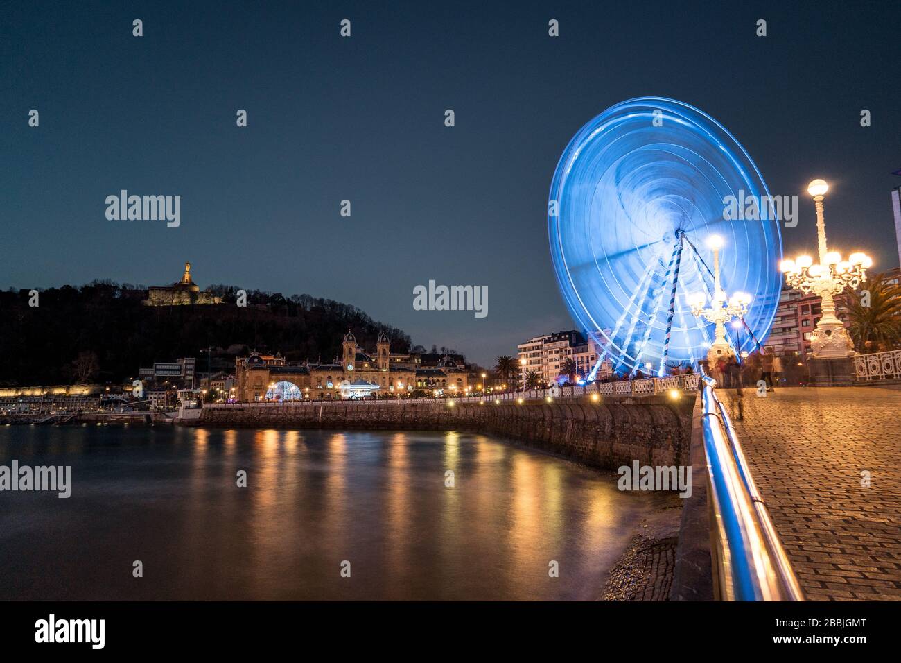 sense wheel sea water night Stock Photo - Alamy