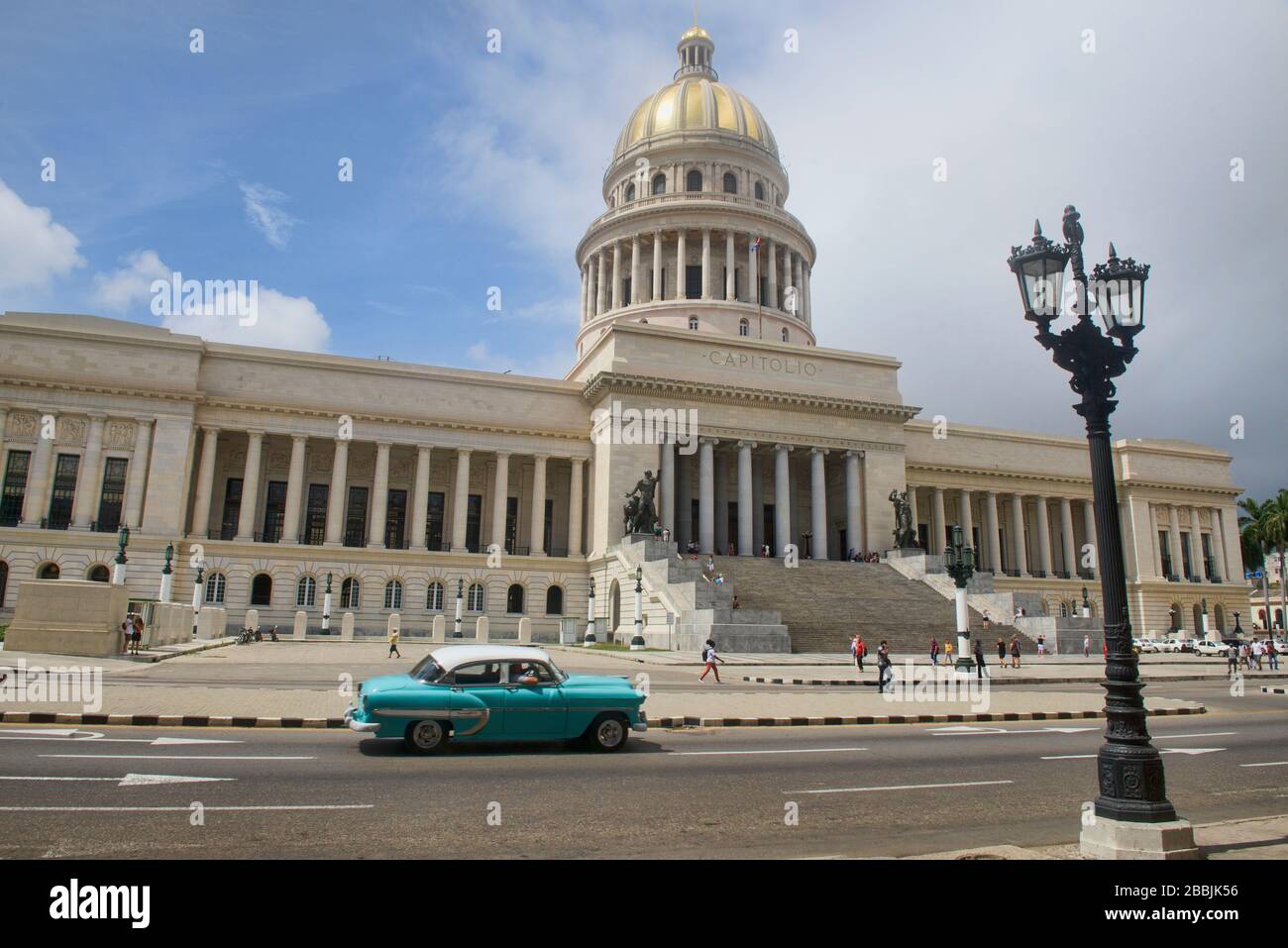 Havana cuba government buildings hi-res stock photography and images ...