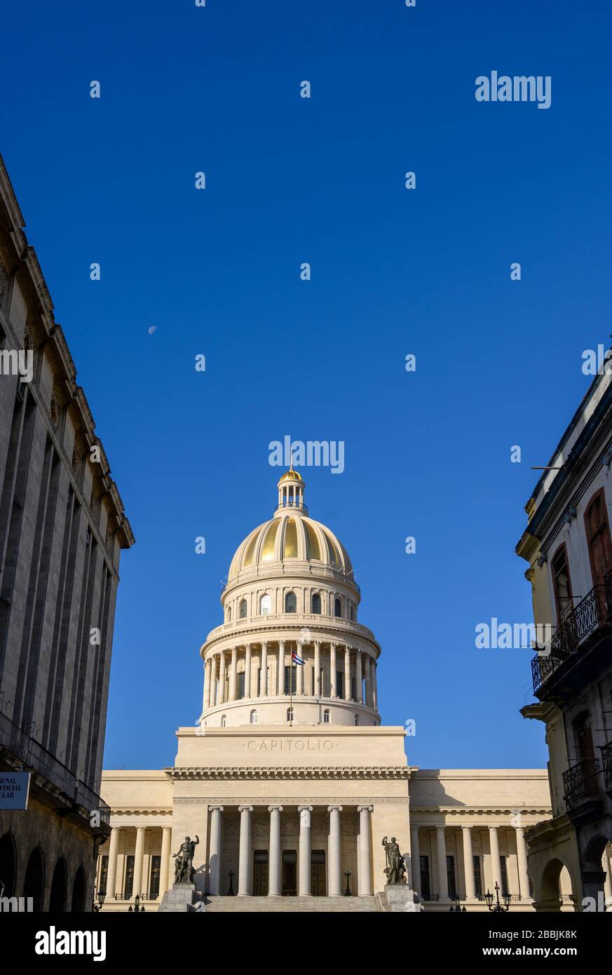 El Capitolio, or the National Capitol Building, Havana, Cuba Stock ...