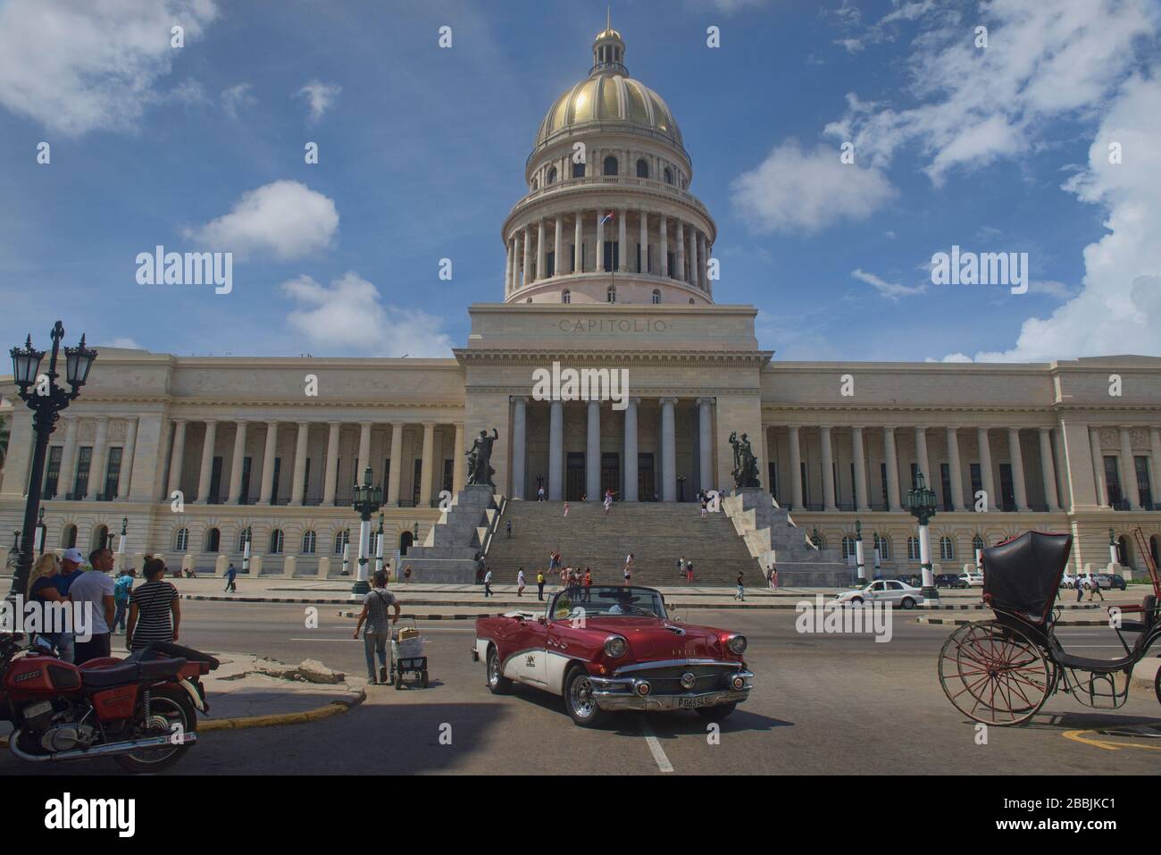 Havana cuba government buildings hi-res stock photography and images ...