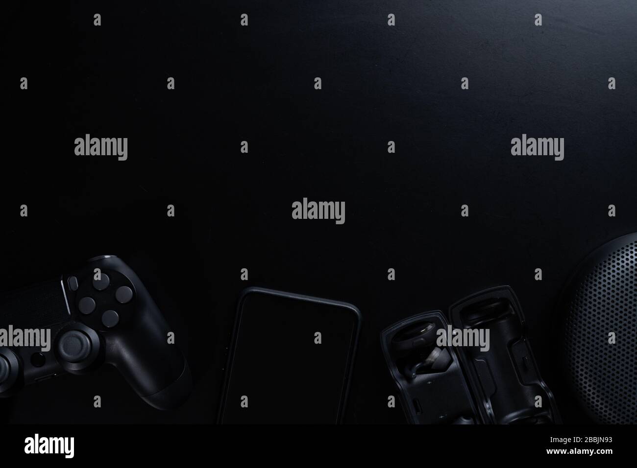 Games controller hi-res stock photography and images - Alamy